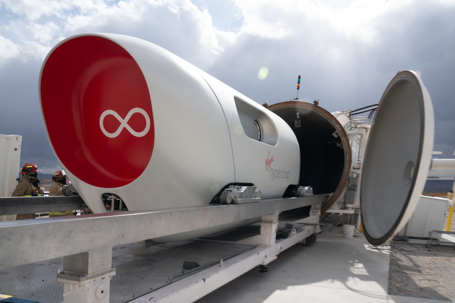 First Passengers Travel Safely on Hyperloop – Virgin’s new transport system